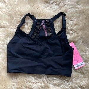 Shannen's Closet (@shannenlynn) | Poshmark